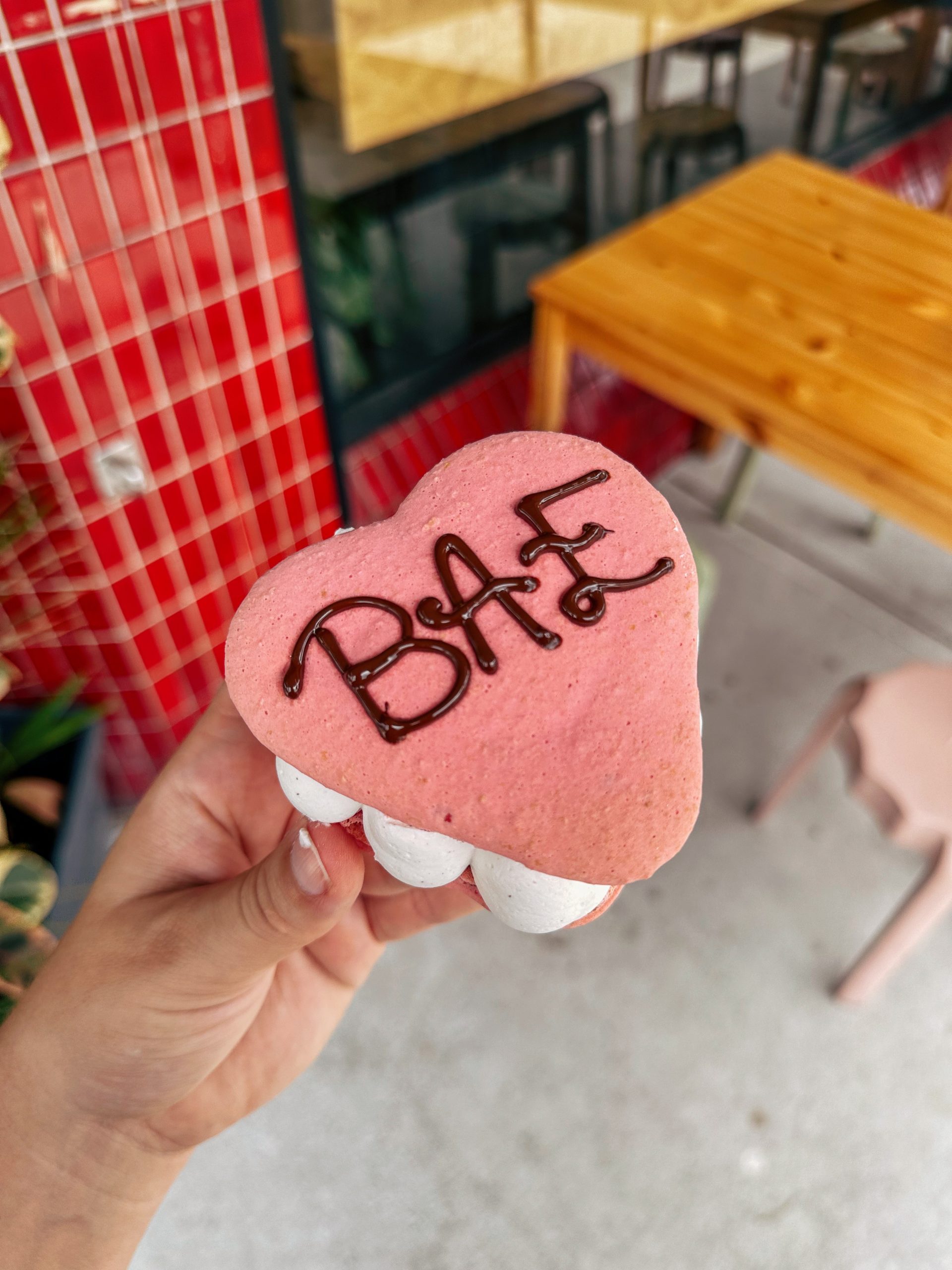 Heart Macaron - BAE vegan | Nutie Donuts